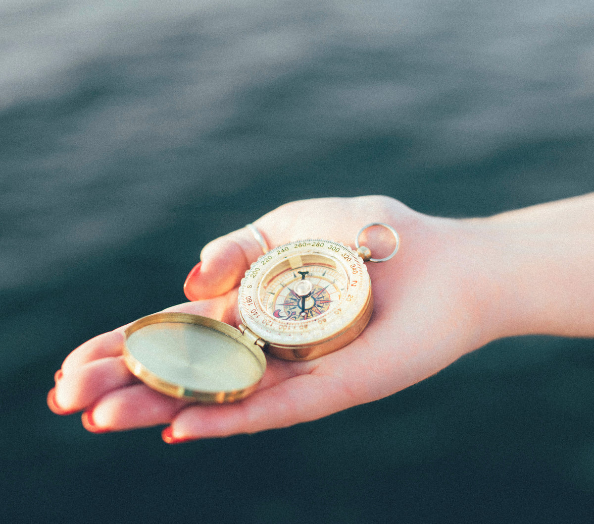 Find your Inner Compass with Reiki – Let It Go With Reiki